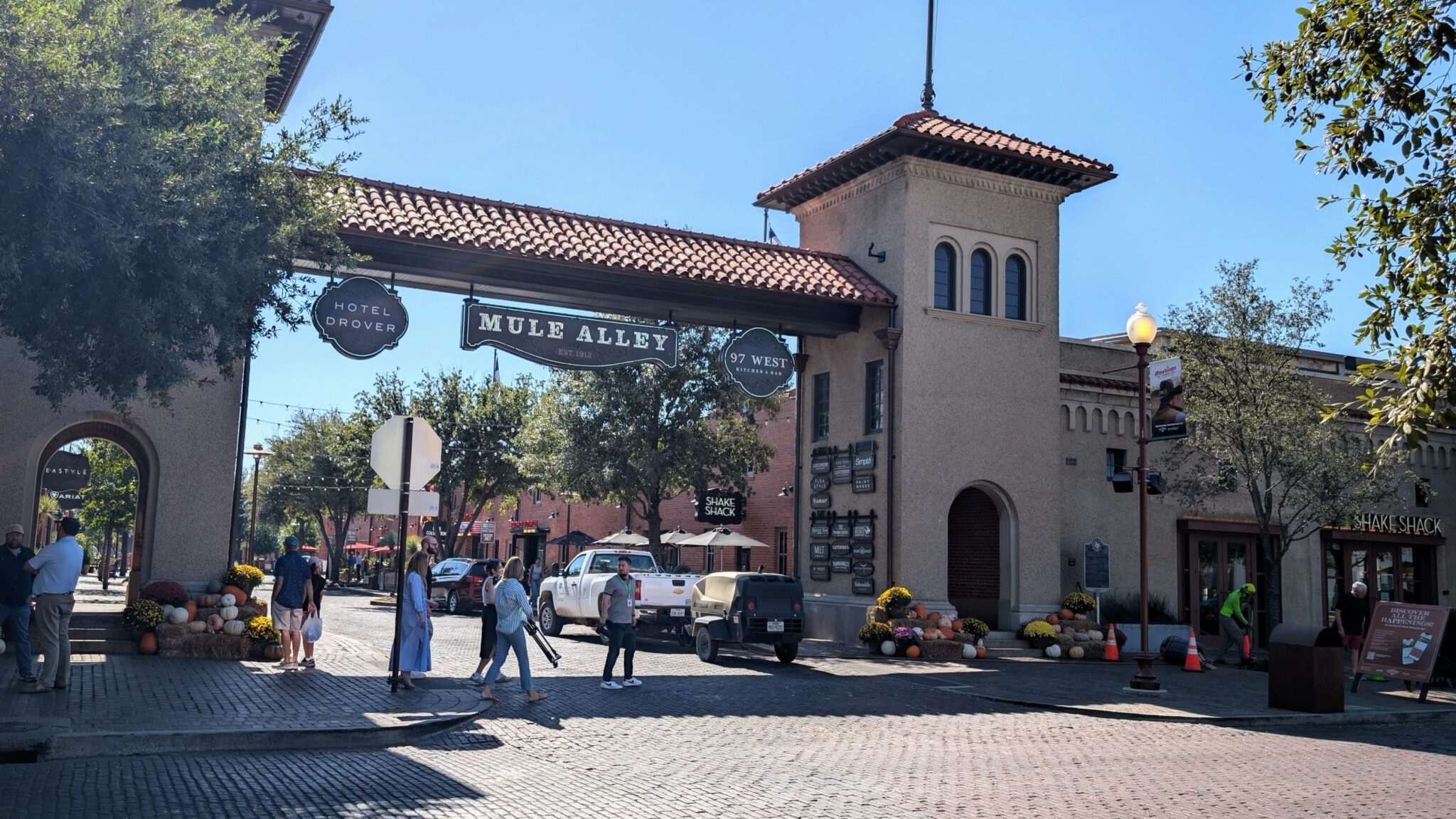 Fort Worth Stockyards Scavenger Hunt Walking Tour - Scavenger Hunt ...
