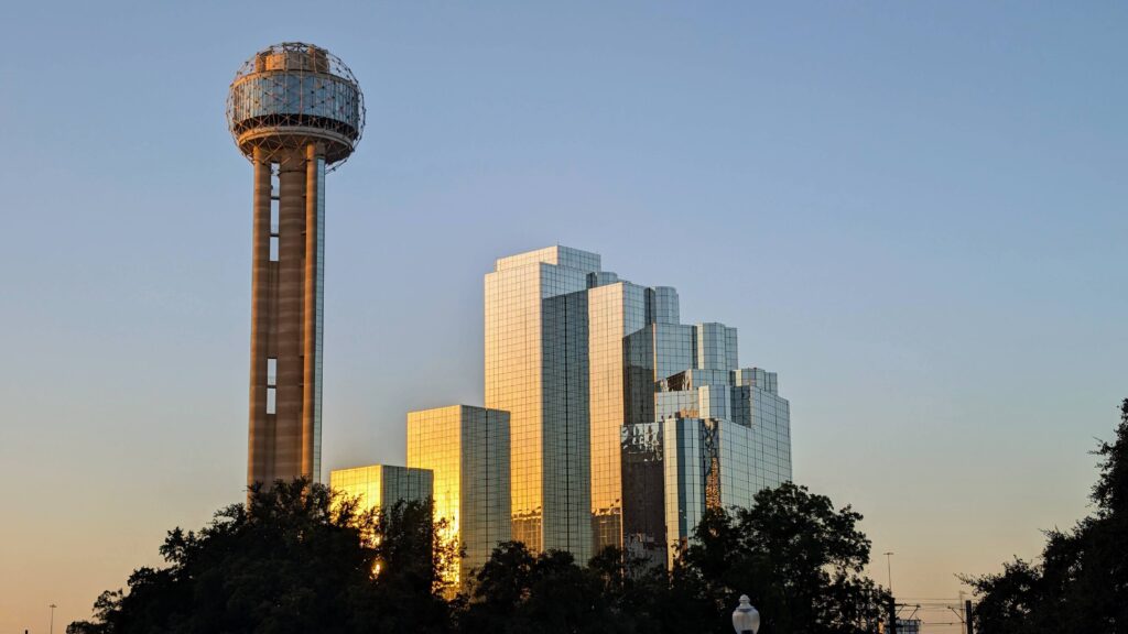 Dallas Scavenger Hunt Walking Tour - Scavenger Hunt Walking Tours